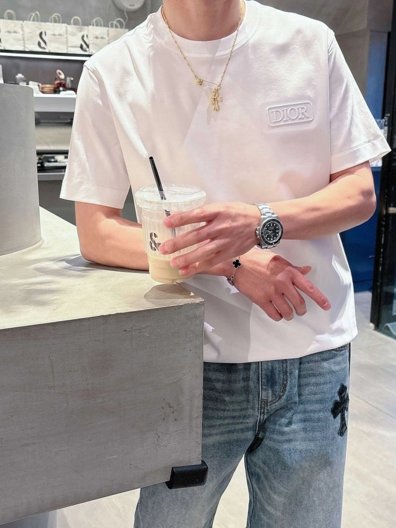 Low-cost Christian Dior T-Shirts