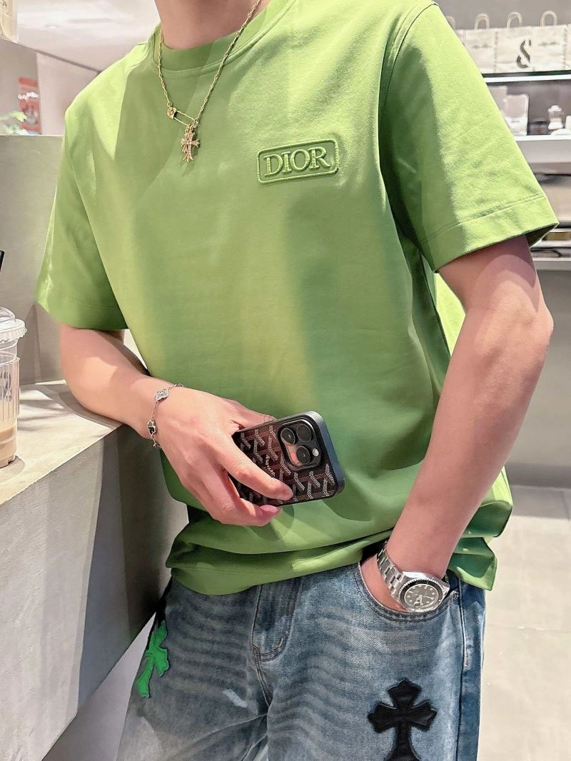 Value-priced Christian Dior T-Shirts