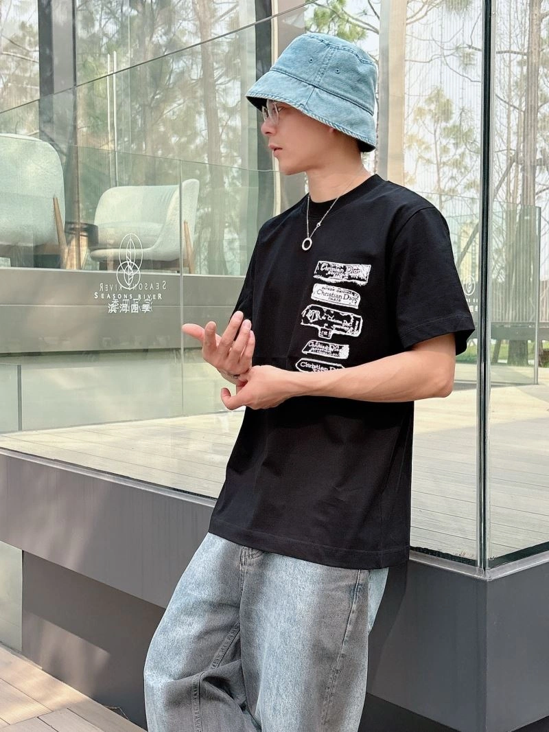 Affordable Christian Dior T-Shirts