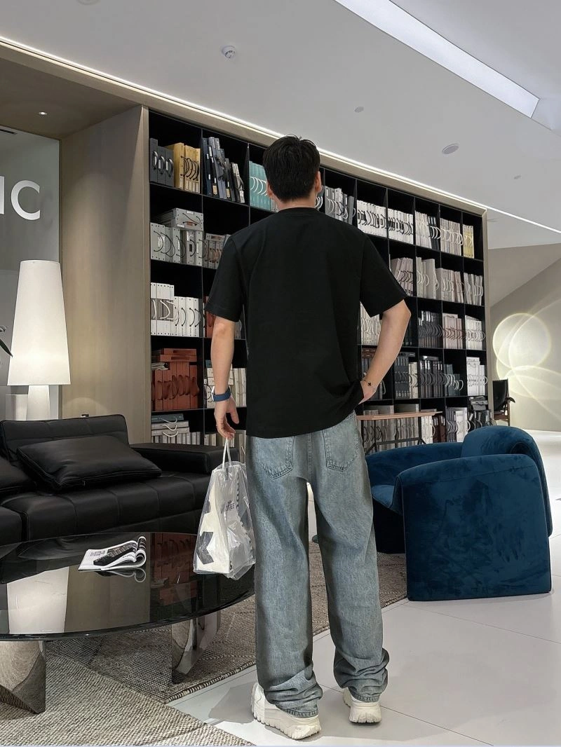 Affordable Christian Dior T-Shirts