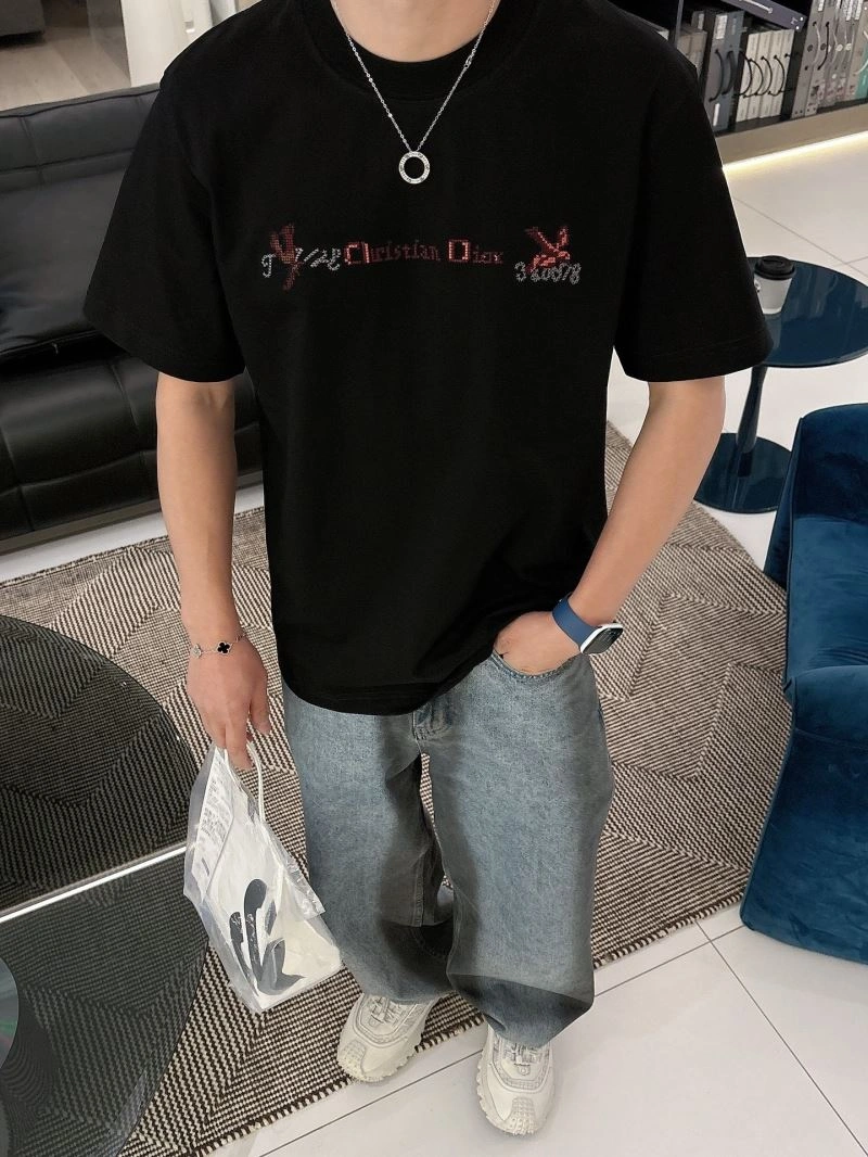 Affordable Christian Dior T-Shirts