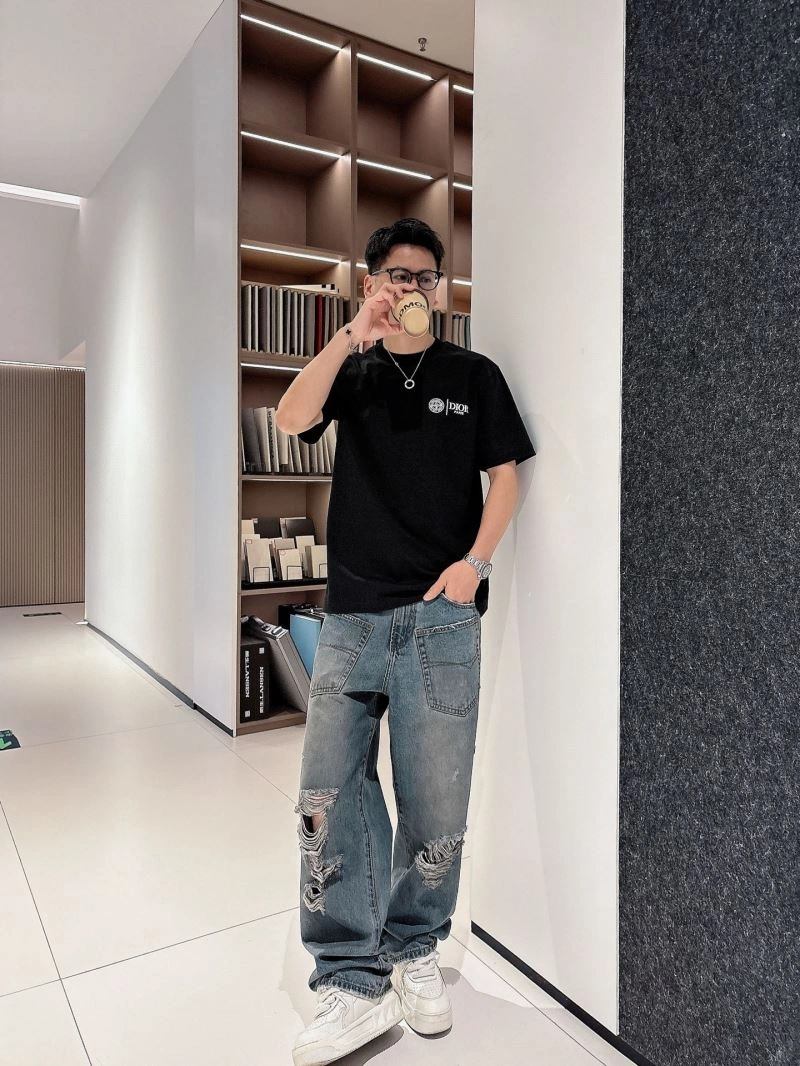 Reasonably priced Christian Dior T-Shirts