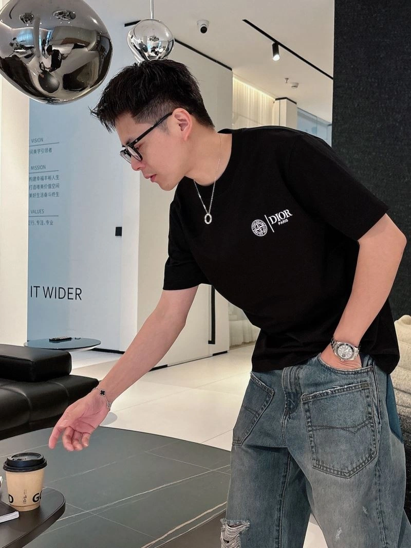 Reasonably priced Christian Dior T-Shirts