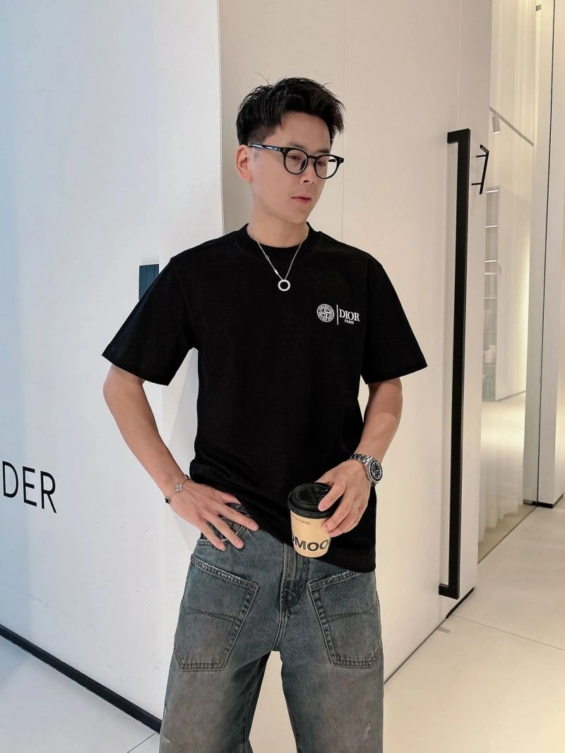 Reasonably priced Christian Dior T-Shirts
