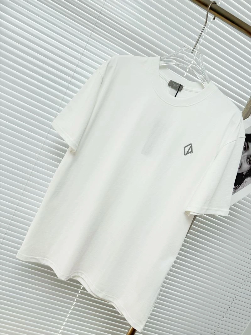 Inexpensive Christian Dior T-Shirts