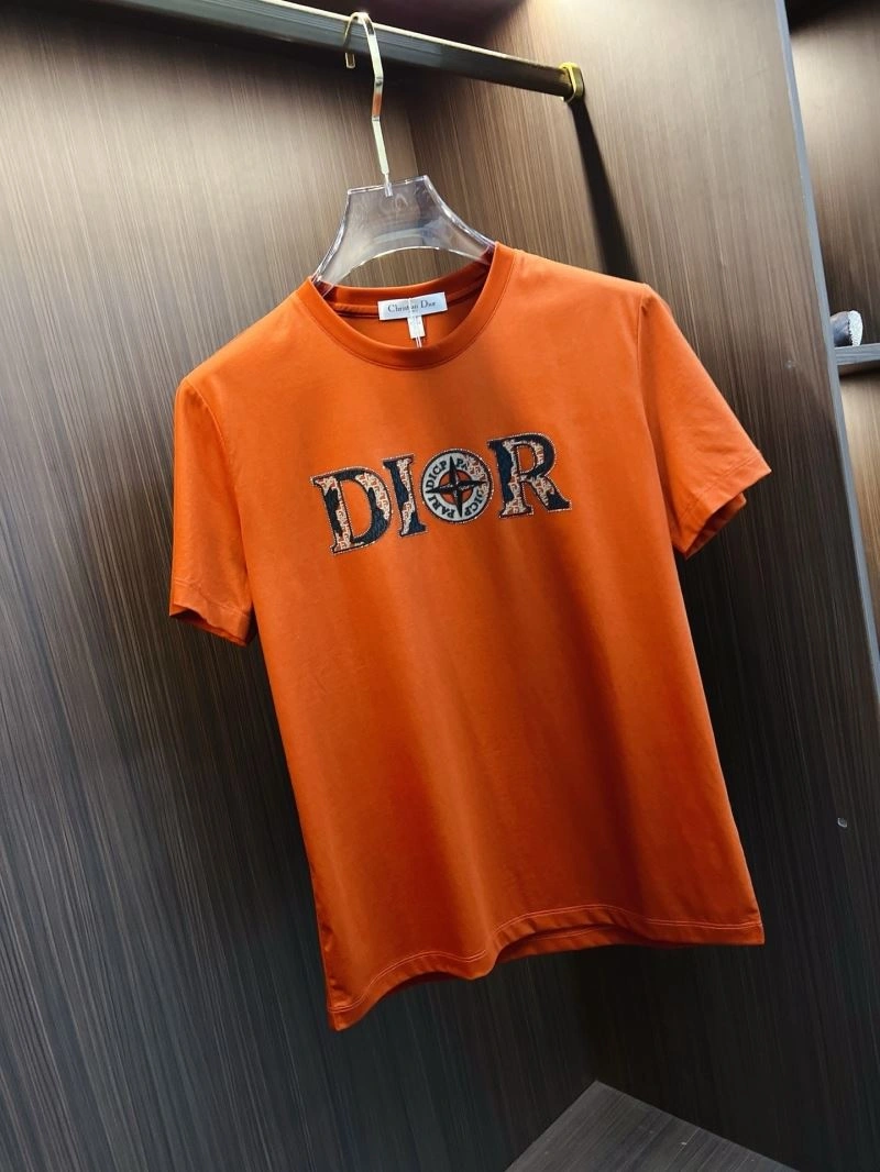 Top match Christian Dior T-Shirts