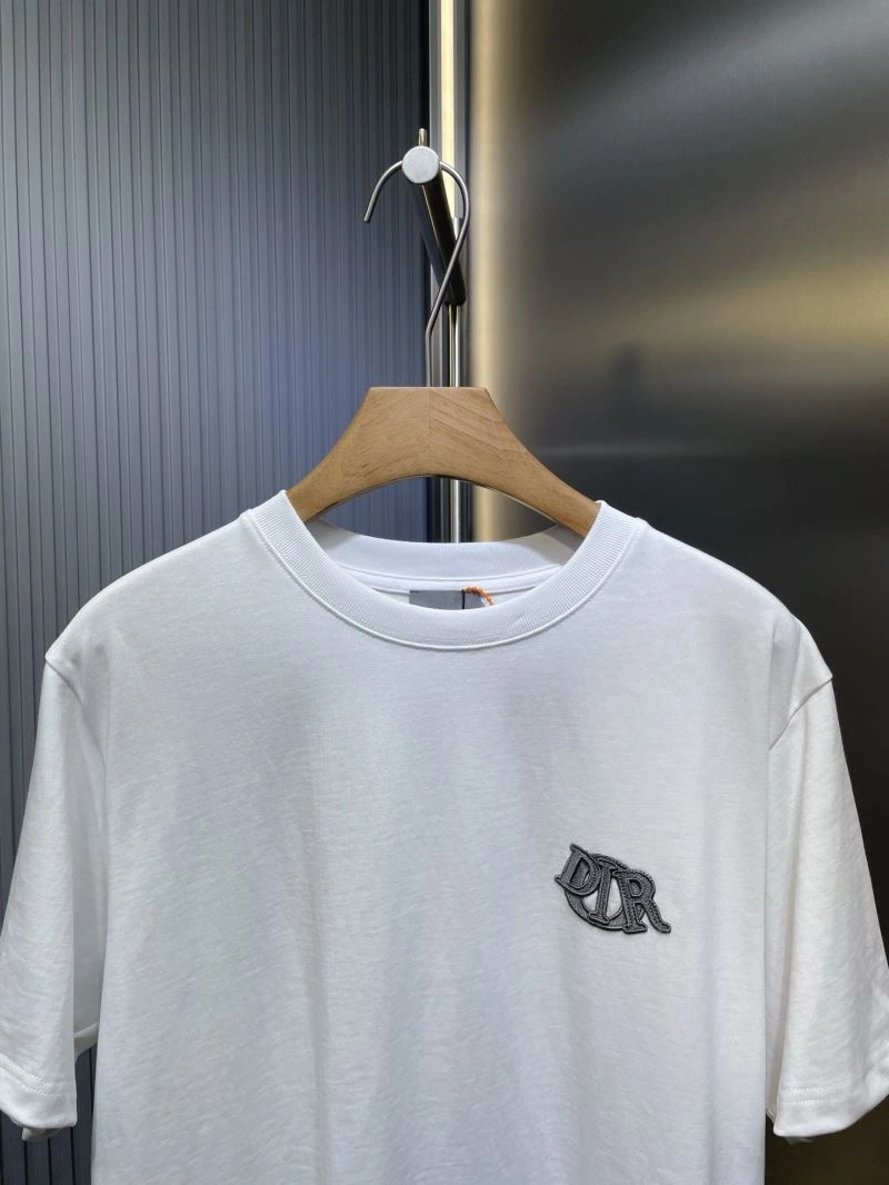 Low-cost Christian Dior T-Shirts