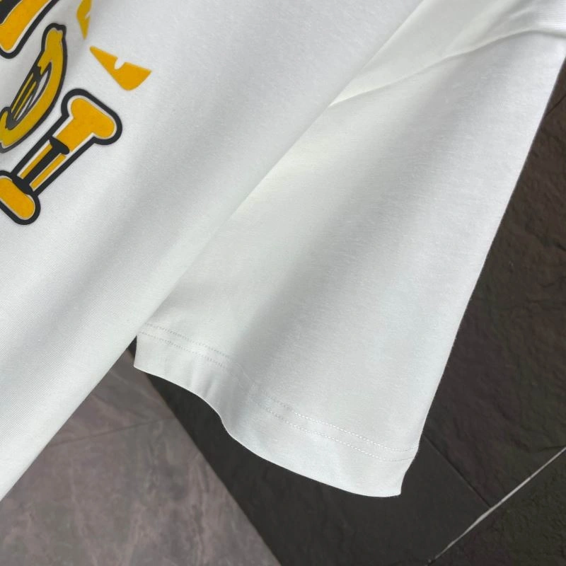 Value-priced Christian Dior T-Shirts