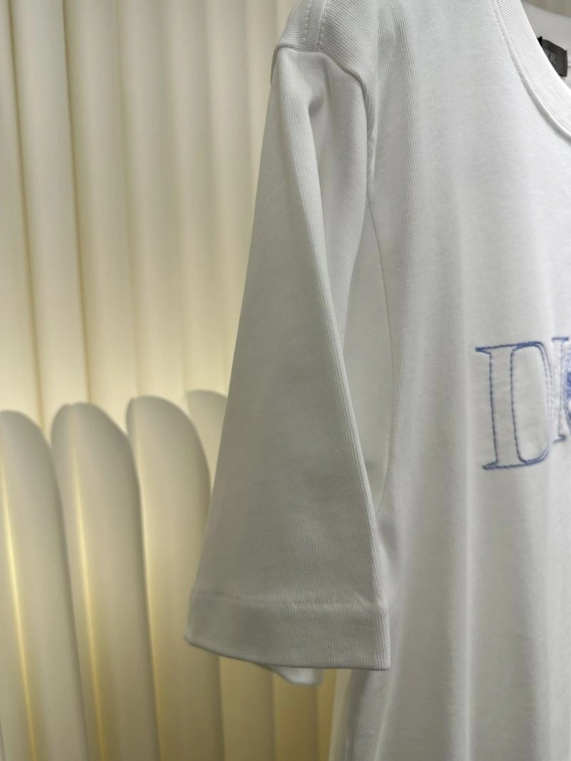 High fidelity Christian Dior T-Shirts