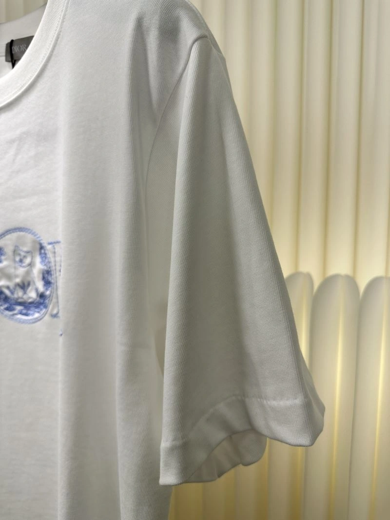 High fidelity Christian Dior T-Shirts