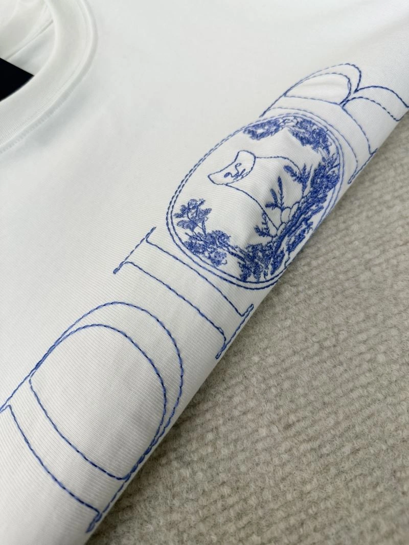 High fidelity Christian Dior T-Shirts