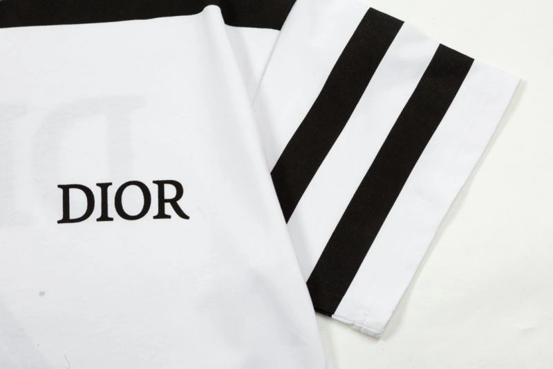 Top match Christian Dior T-Shirts