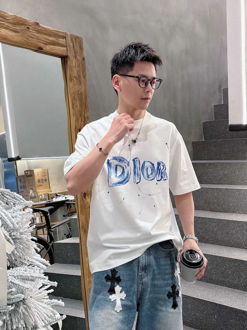 Economical Christian Dior T-Shirts