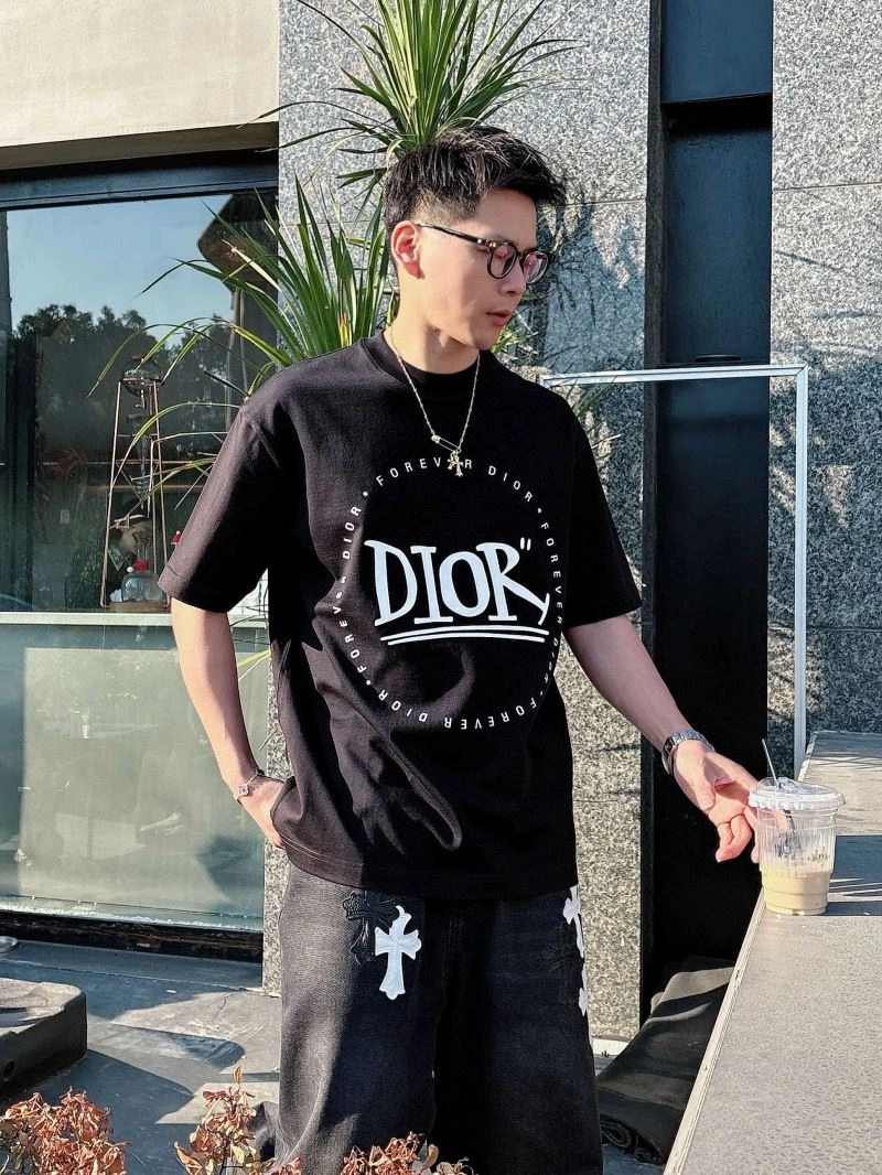 Economical Christian Dior T-Shirts