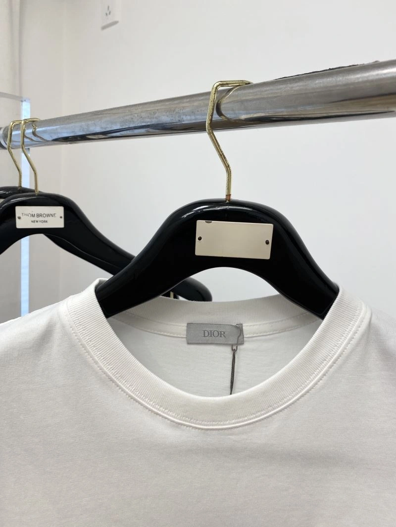 High accuracy Christian Dior T-Shirts