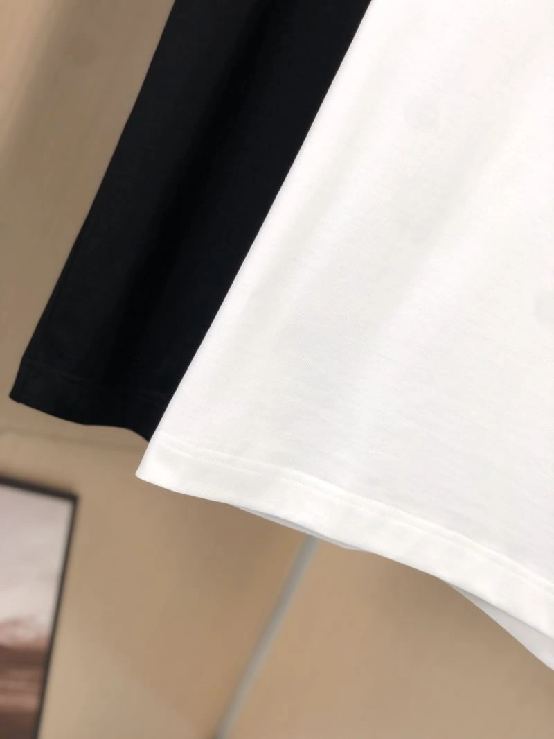 Top mirror Christian Dior T-Shirts