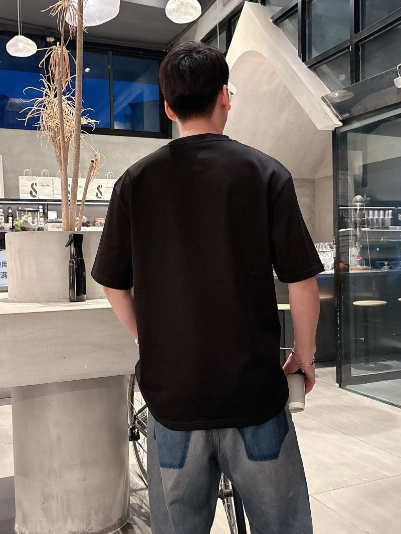 Value-priced Christian Dior T-Shirts