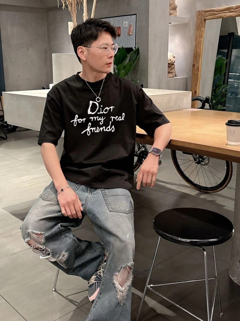 Value-priced Christian Dior T-Shirts