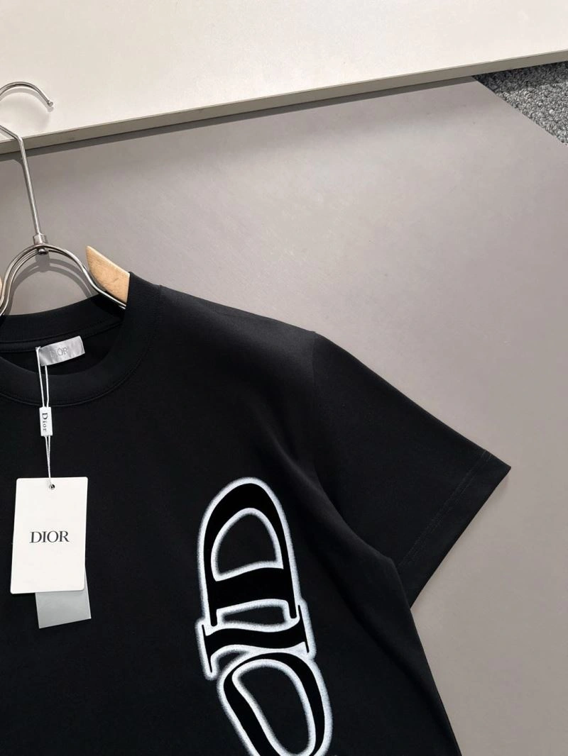 Bargain Christian Dior T-Shirts
