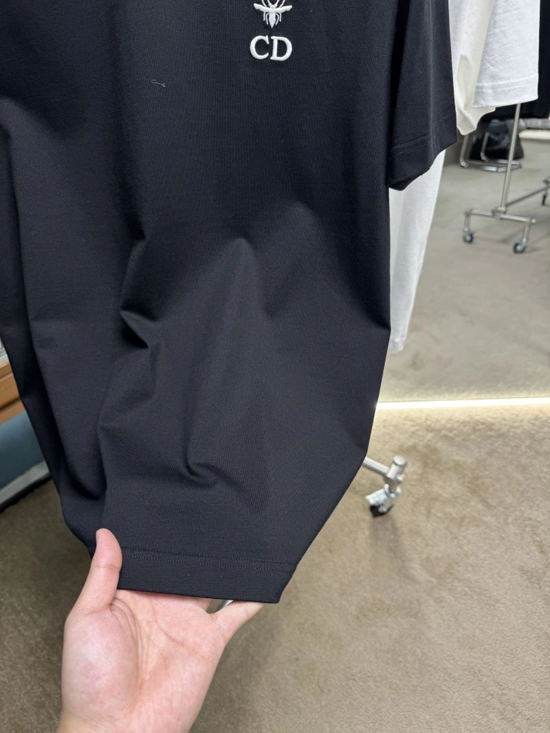 Low-cost Christian Dior T-Shirts