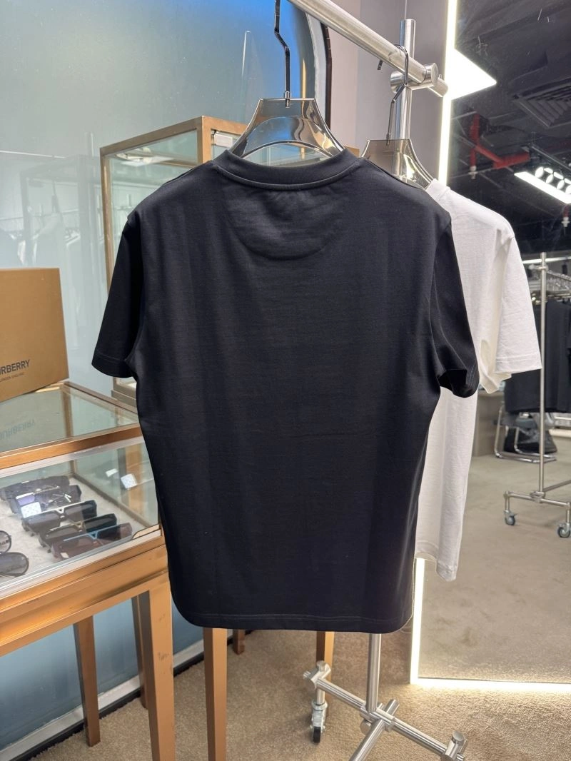 Low-cost Christian Dior T-Shirts