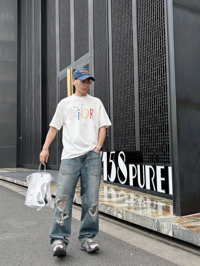 Reasonably priced Christian Dior T-Shirts