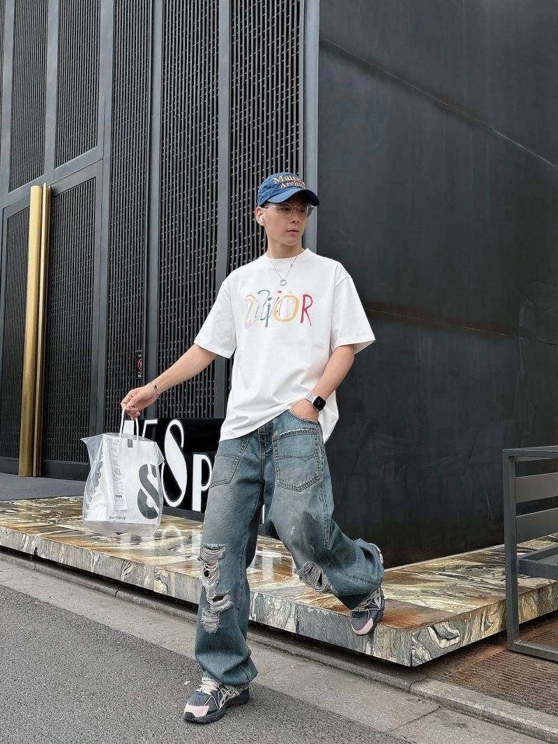 Reasonably priced Christian Dior T-Shirts