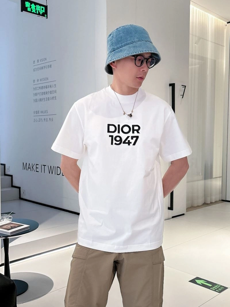Economical Christian Dior T-Shirts