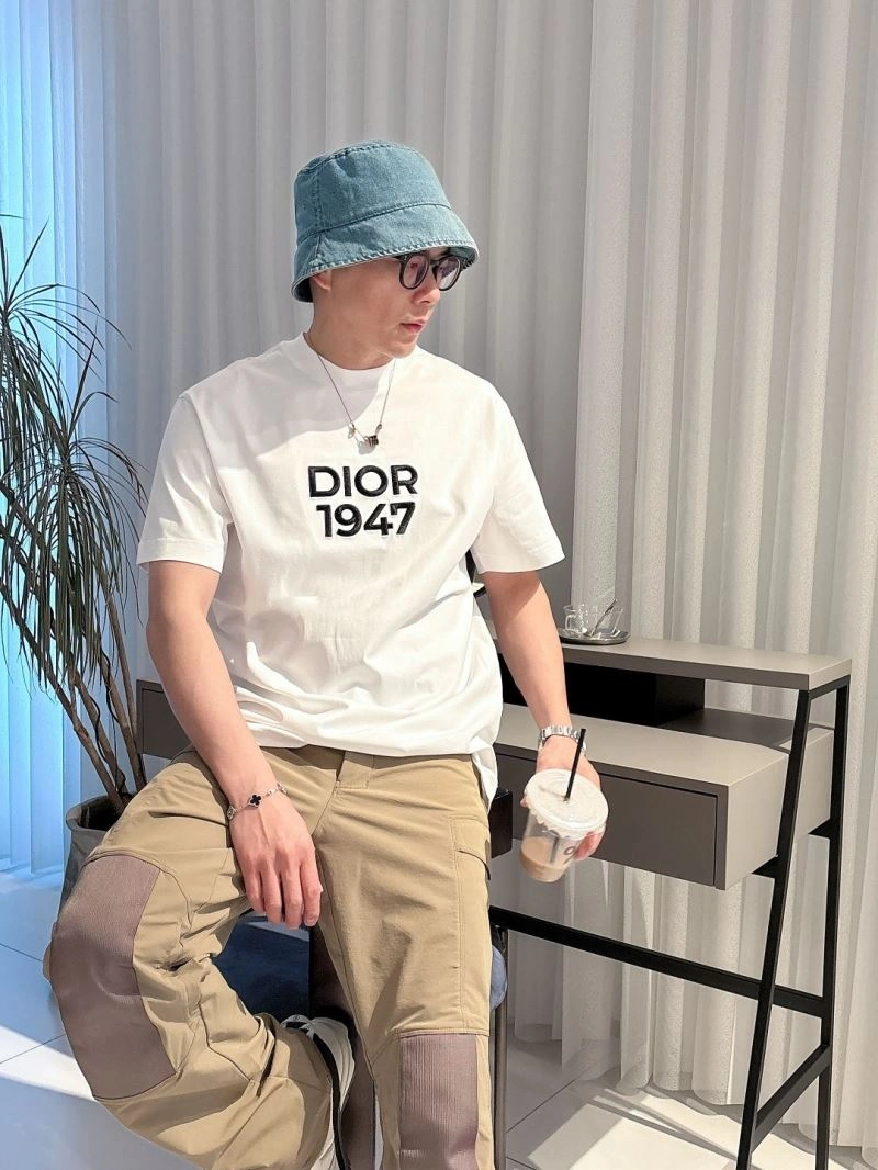 Economical Christian Dior T-Shirts