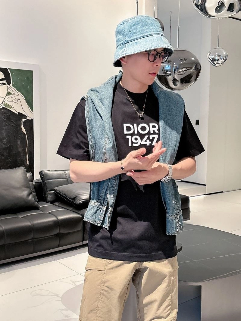 Indistinguishable Christian Dior T-Shirts