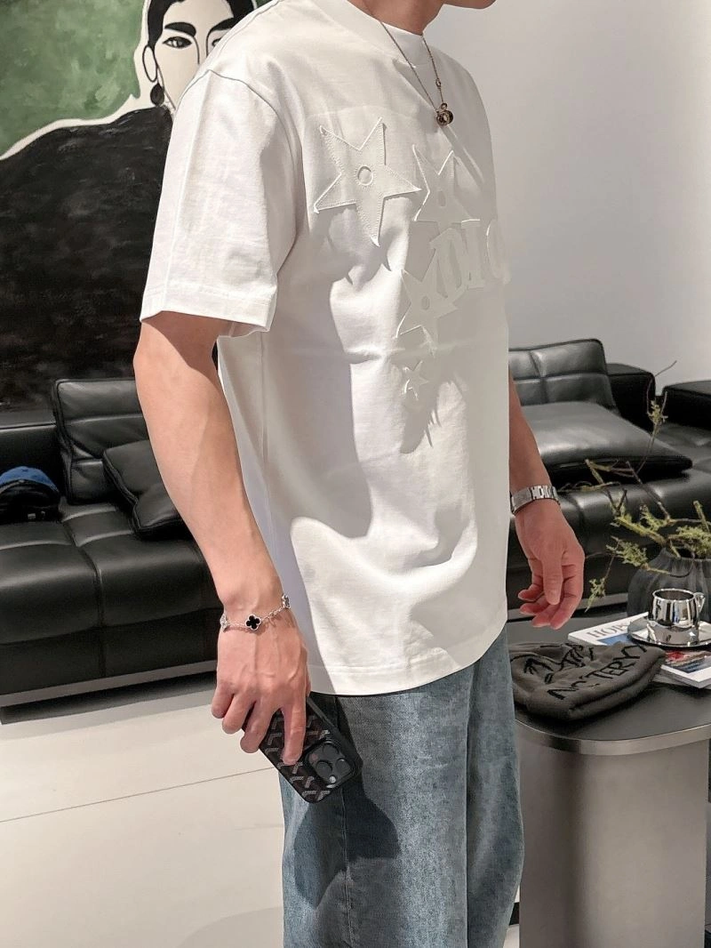 Low-cost Christian Dior T-Shirts