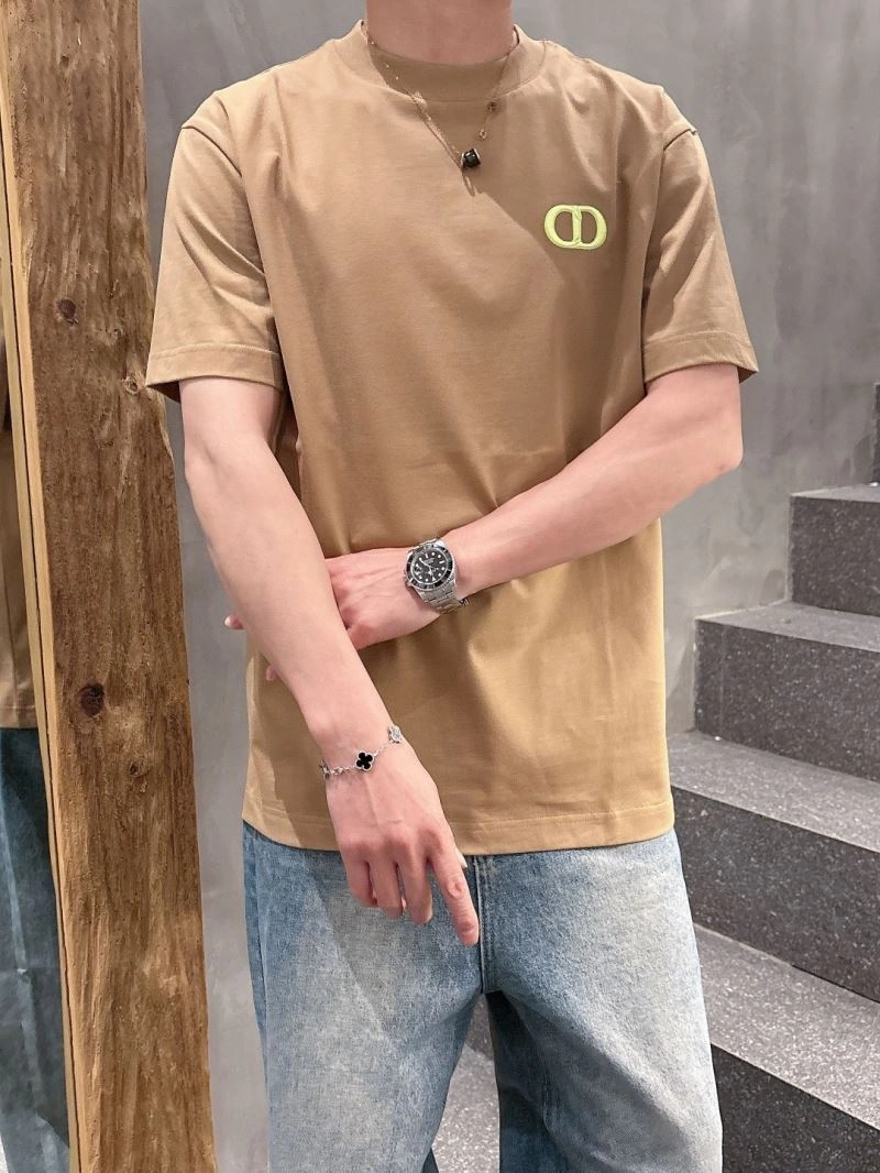 High accuracy Christian Dior T-Shirts