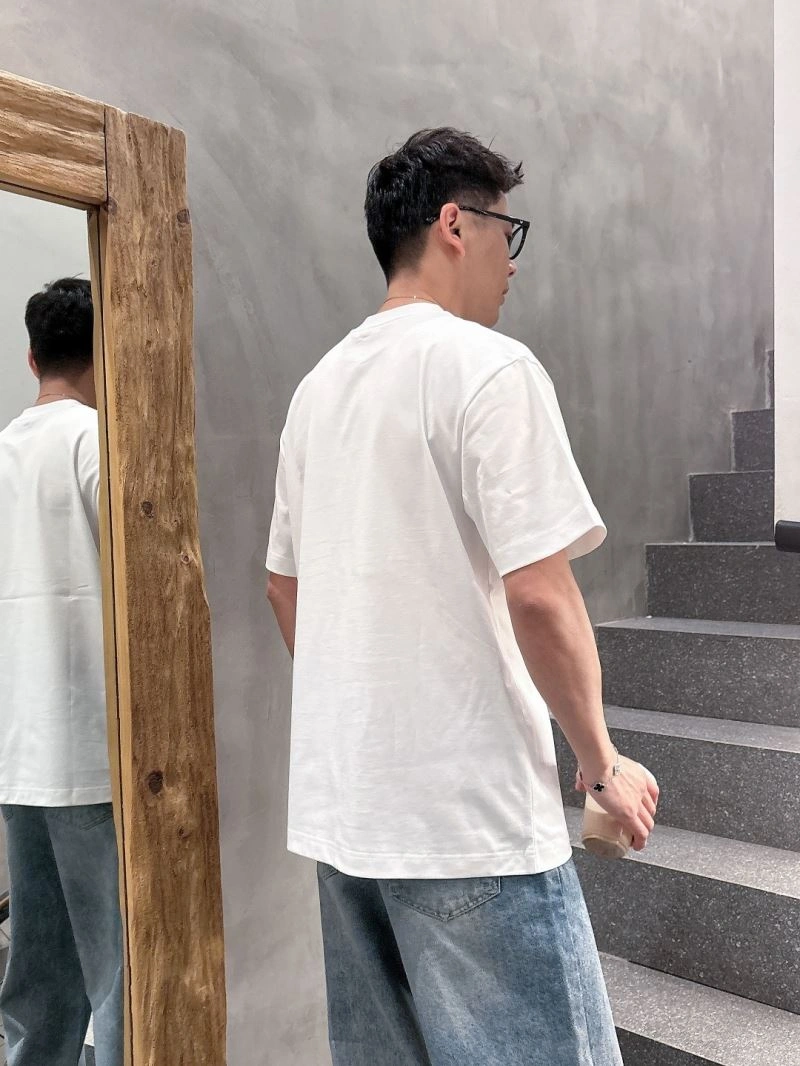 Factory-made Christian Dior T-Shirts