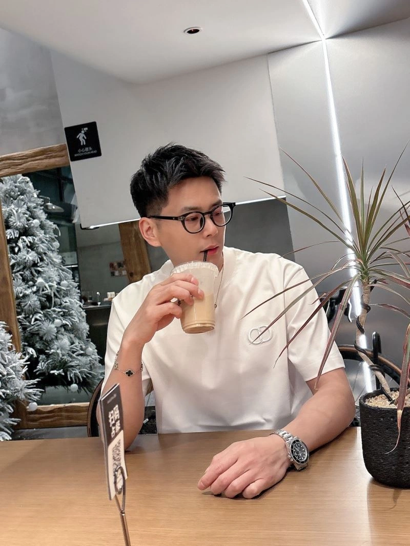 Factory-made Christian Dior T-Shirts