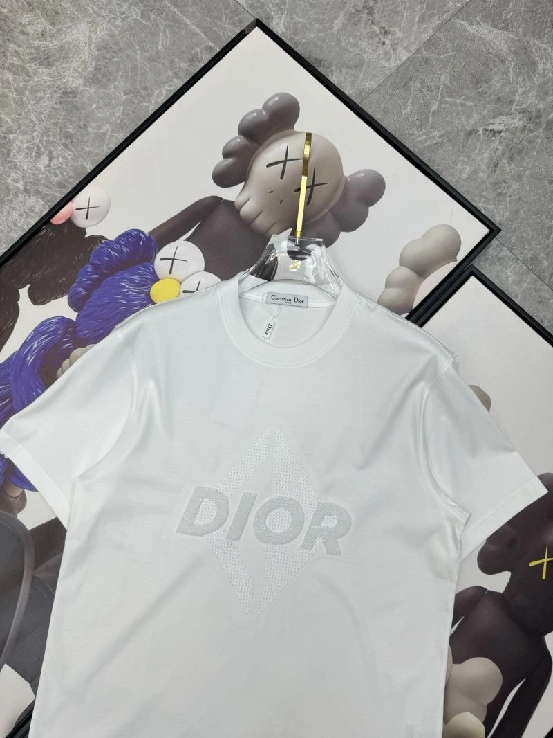 Low-cost Christian Dior T-Shirts