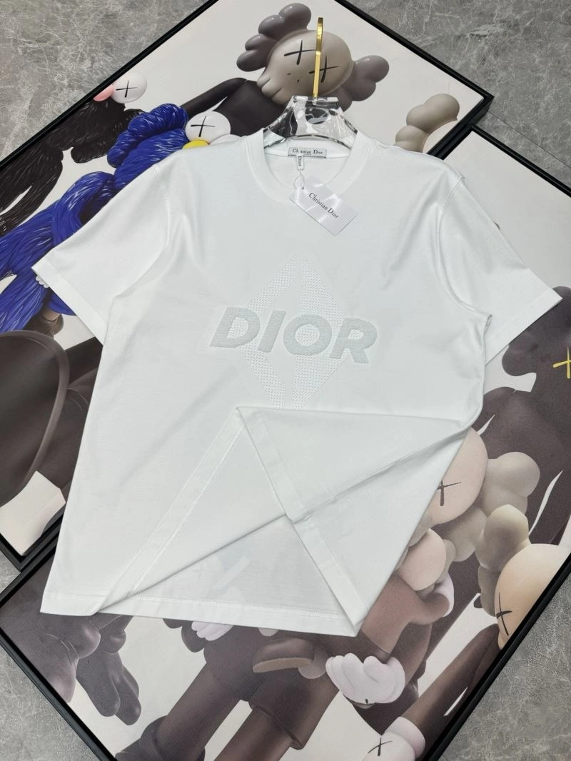 Low-cost Christian Dior T-Shirts