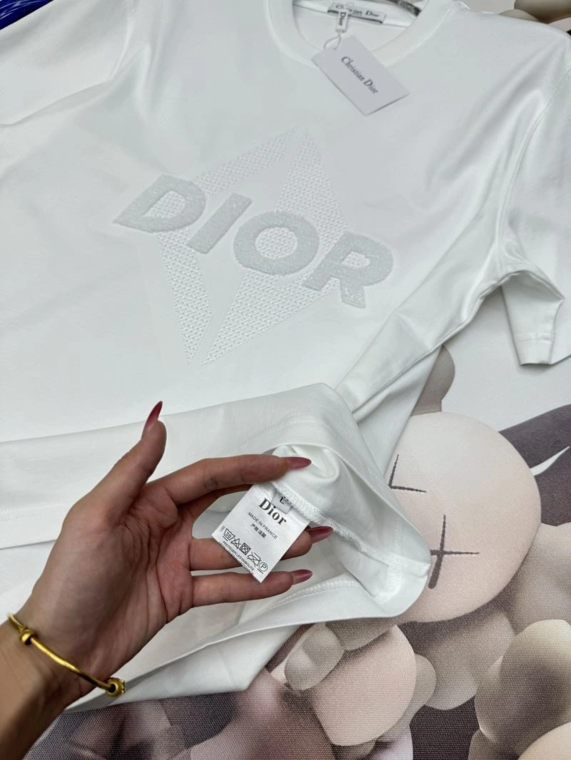 Low-cost Christian Dior T-Shirts