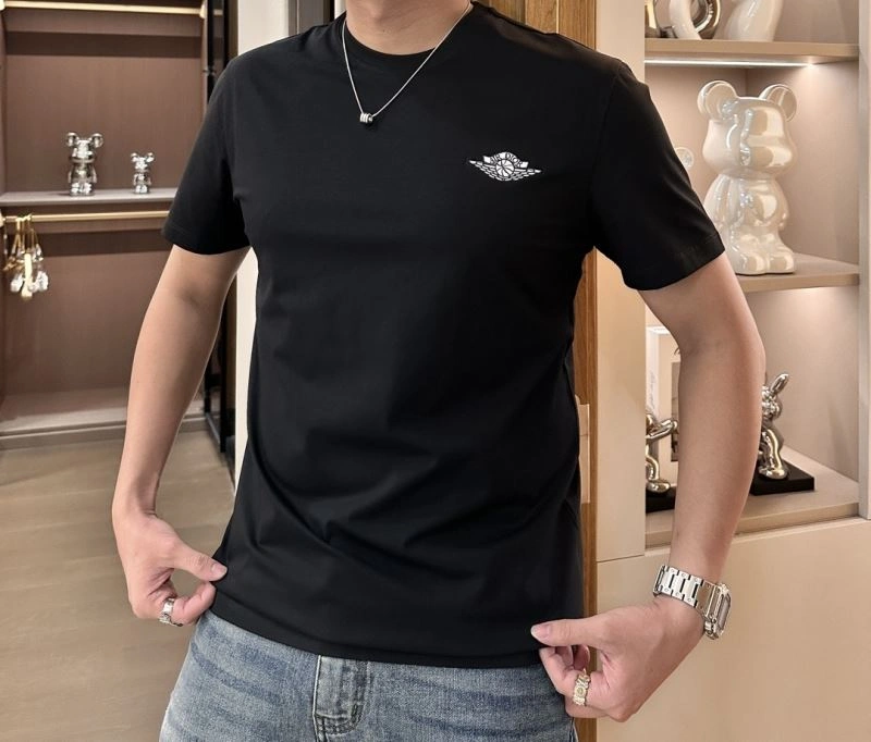 Budget-friendly Christian Dior T-Shirts