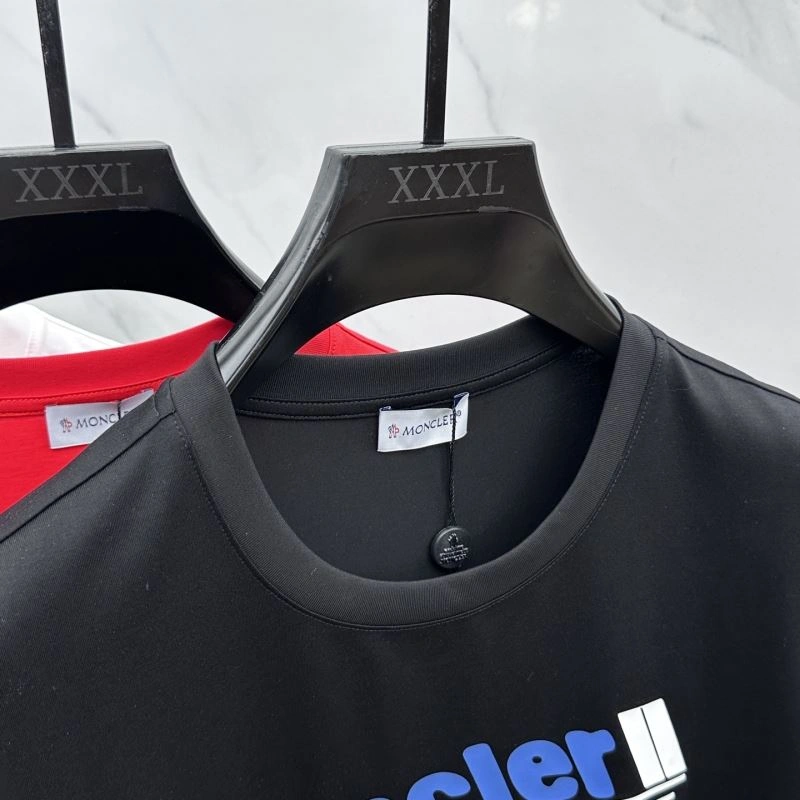 Low-cost Christian Dior T-Shirts