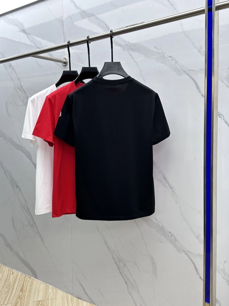 Low-cost Christian Dior T-Shirts