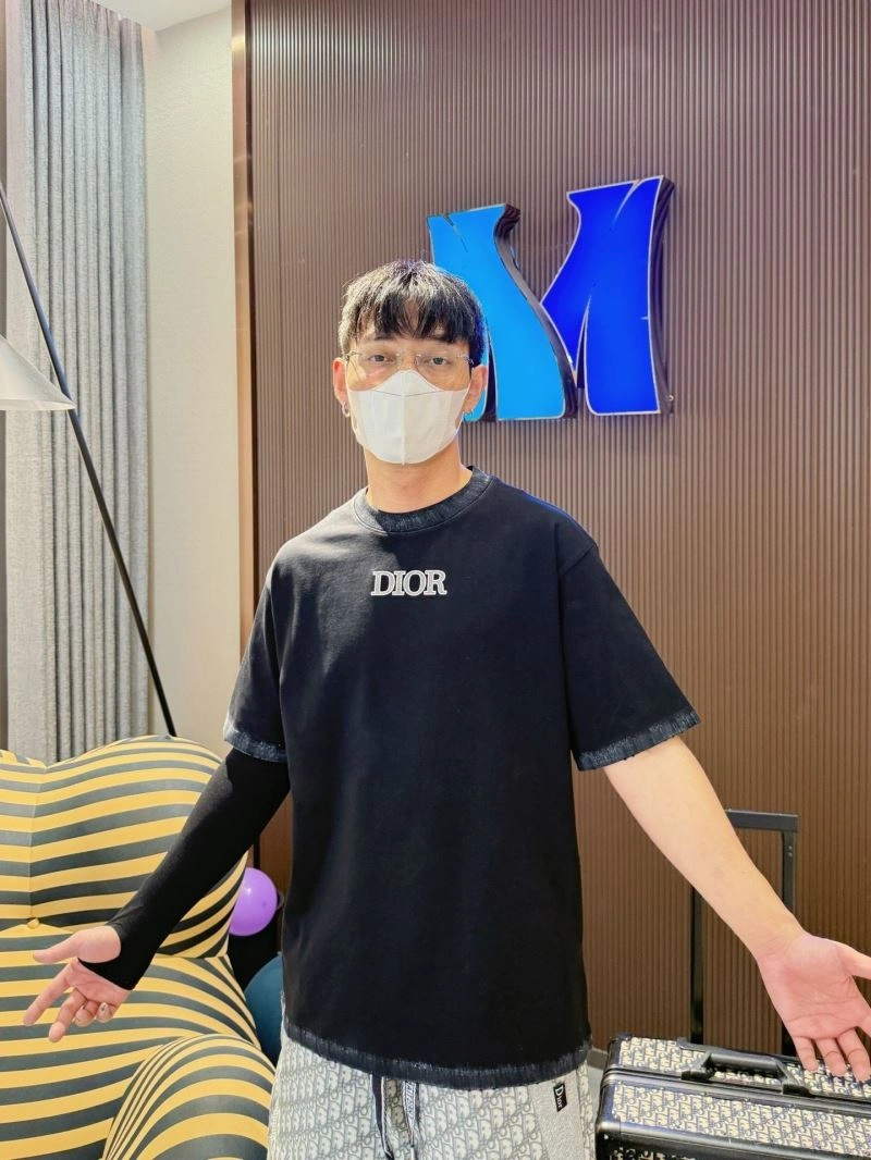 Reasonably priced Christian Dior T-Shirts