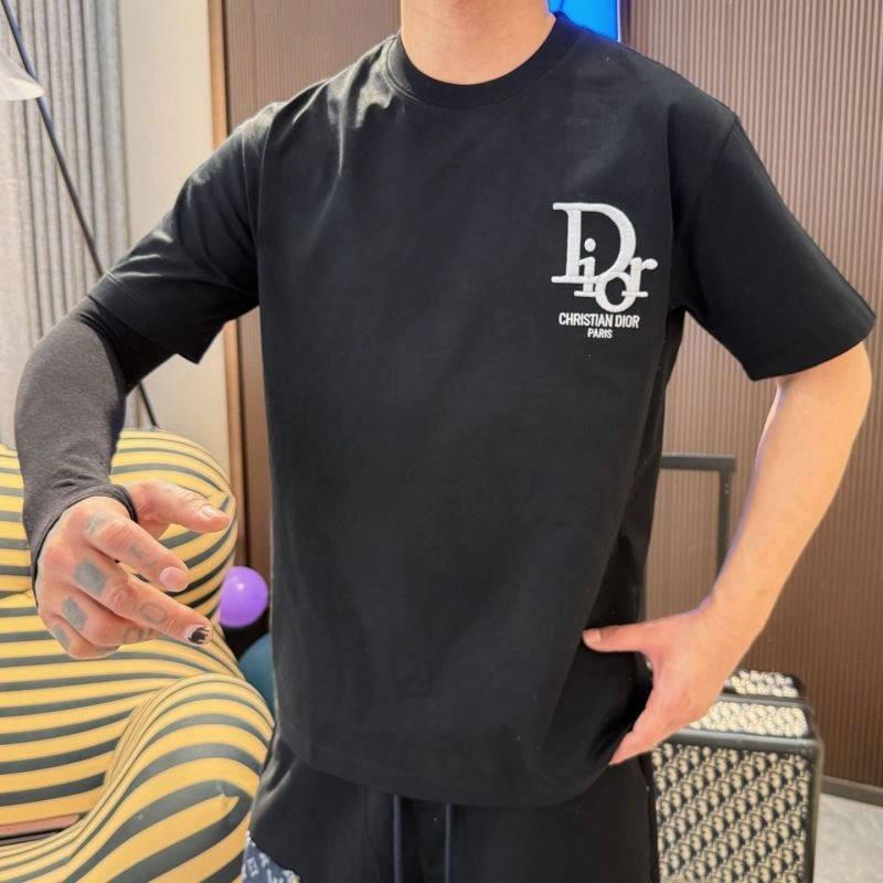 Economical Christian Dior T-Shirts