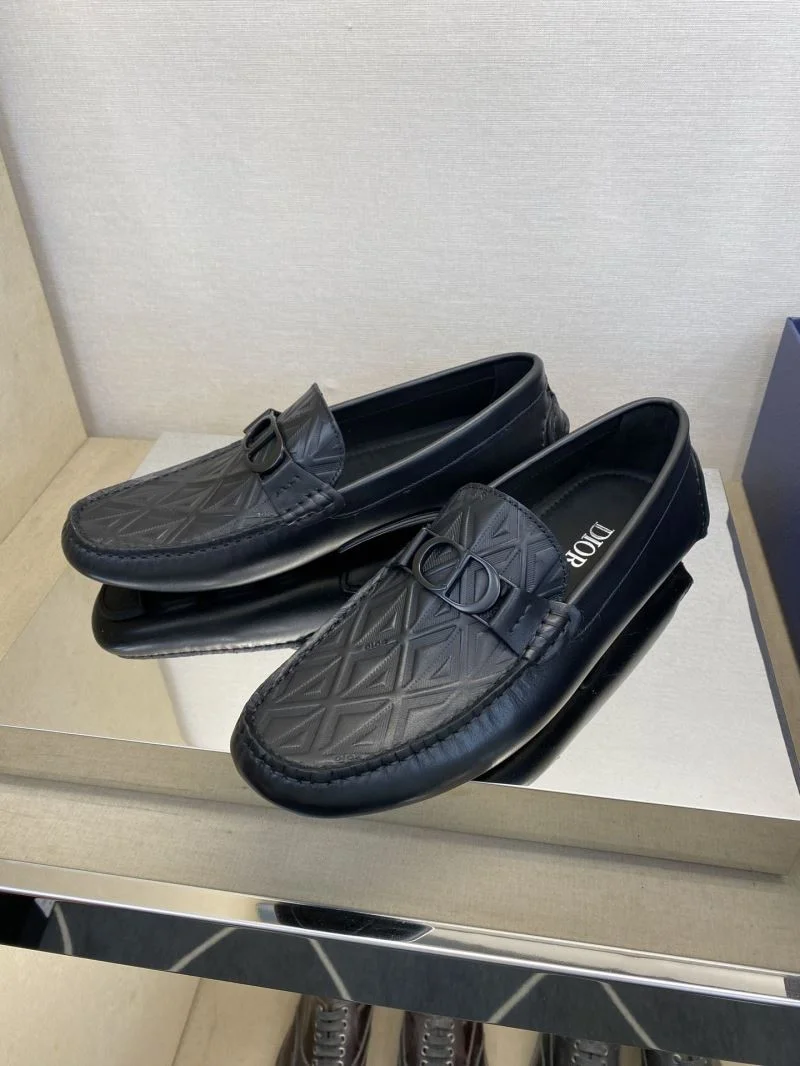 Accurate model Christian Dior Tods Shoes