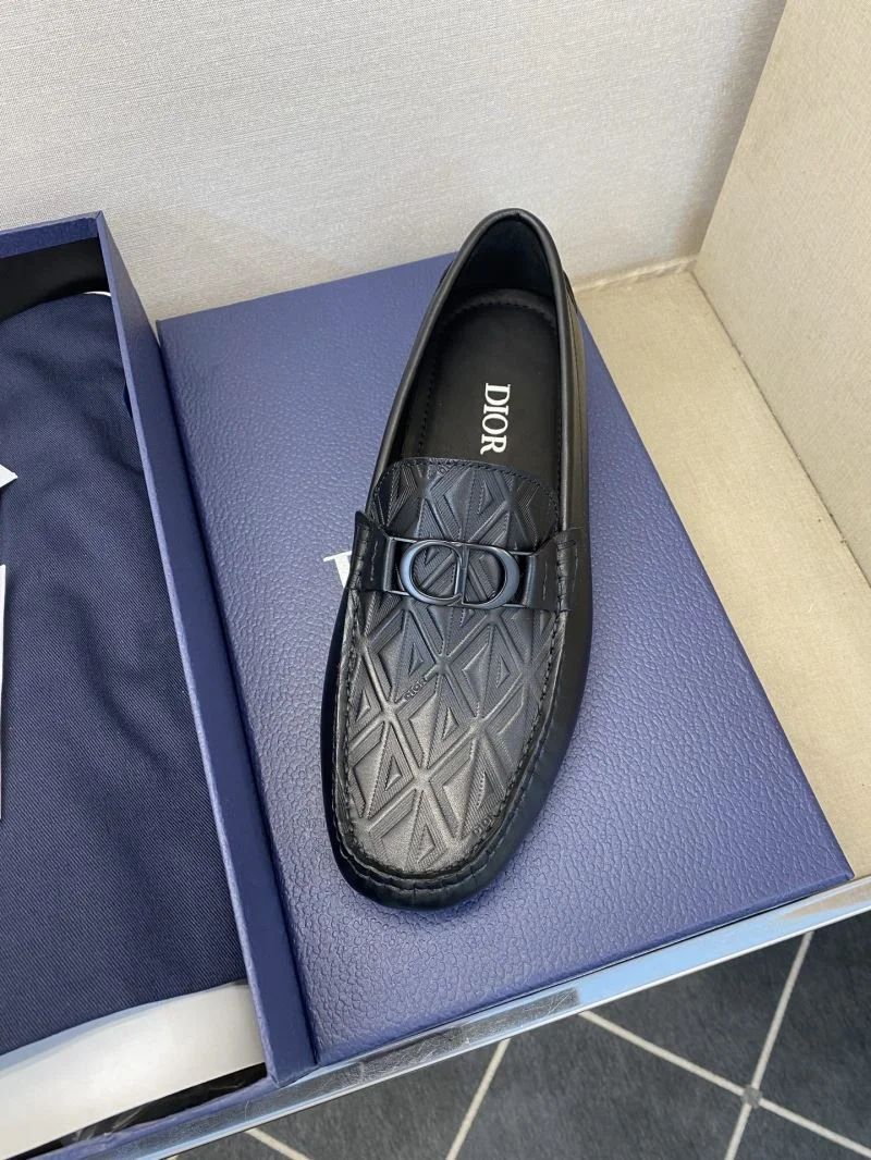 Accurate model Christian Dior Tods Shoes