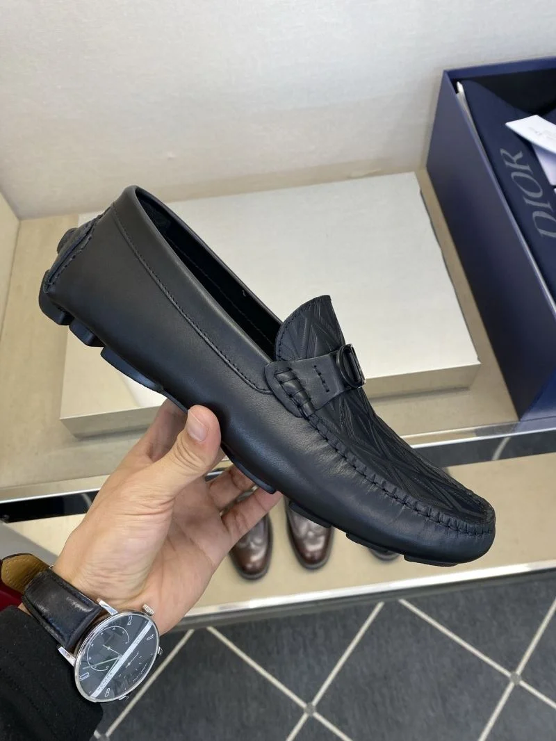 Accurate model Christian Dior Tods Shoes