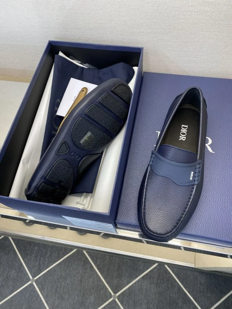 Accurate model Christian Dior Tods Shoes
