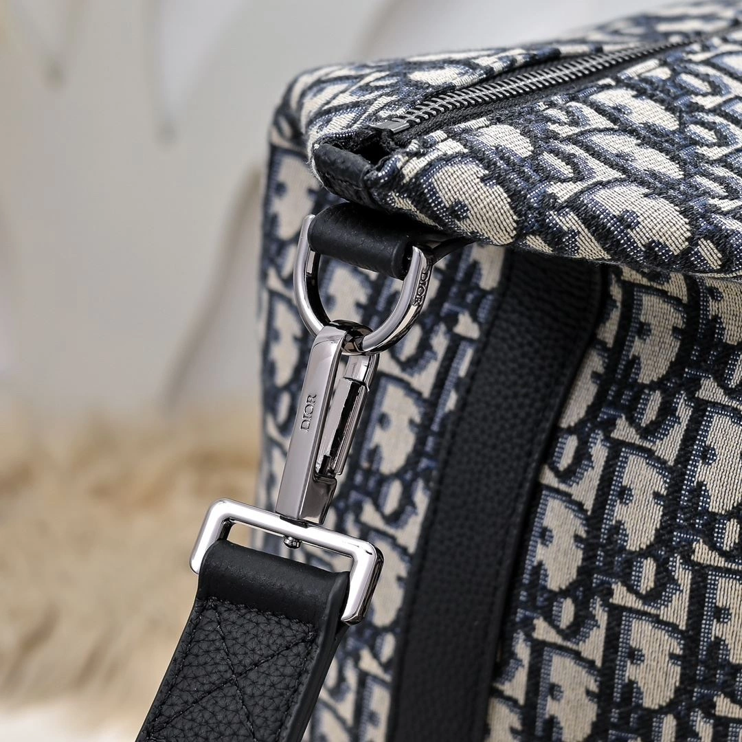 High fidelity Christian Dior Top Handle Bags