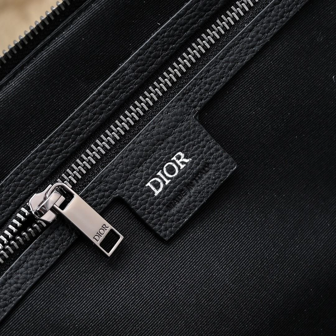 High fidelity Christian Dior Top Handle Bags