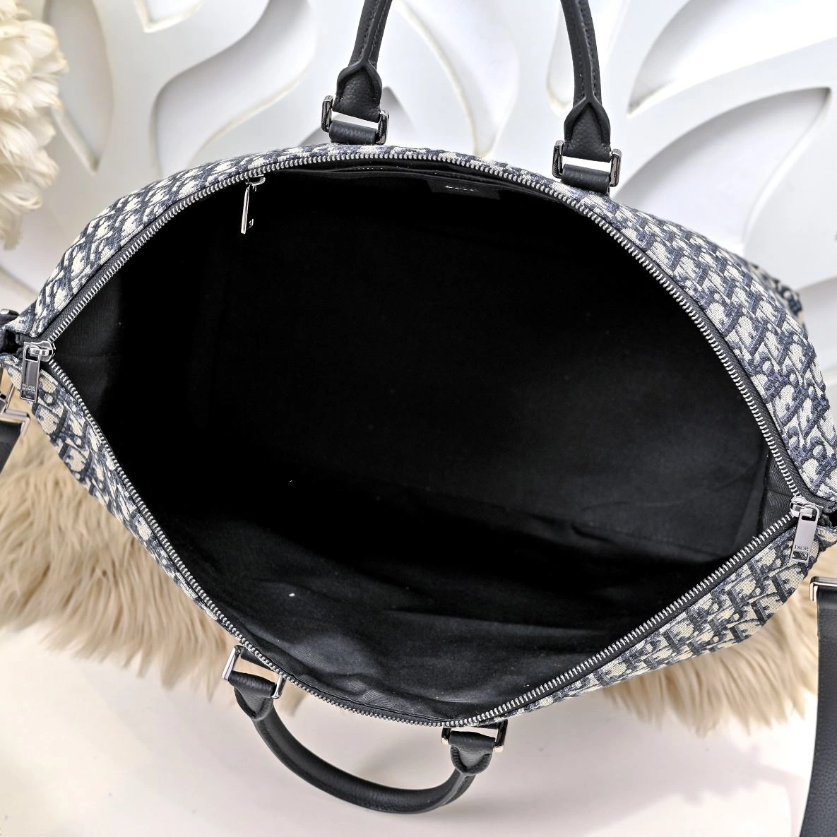 High fidelity Christian Dior Top Handle Bags