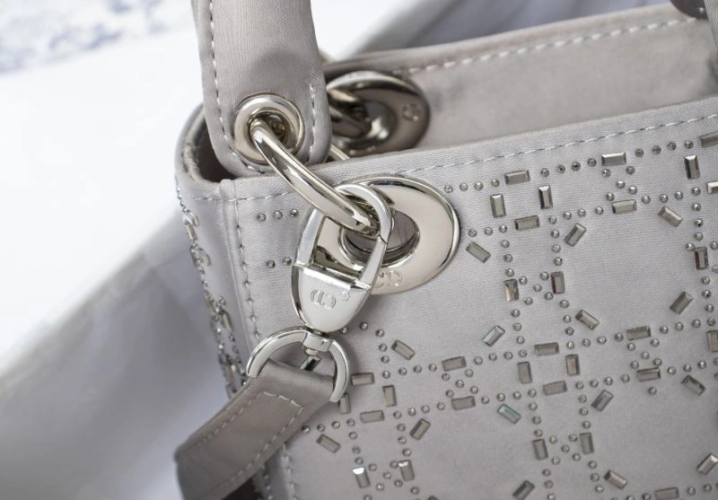 Top match Christian Dior Top Handle Bags